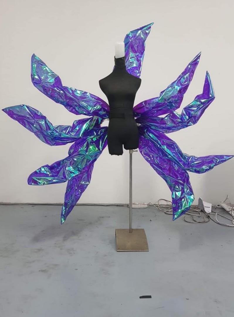 (FULL SET WITH ALL 9 TAILS) KDA Ahri cosplay, Everything Else on Carousell