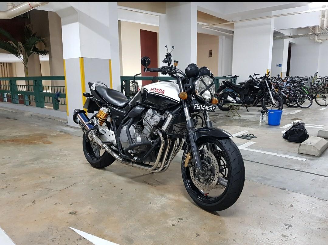 HONDA CB400 SUPER FOUR REVO ABS, Motorcycles, Motorcycles for Sale, Class 2A on Carousell