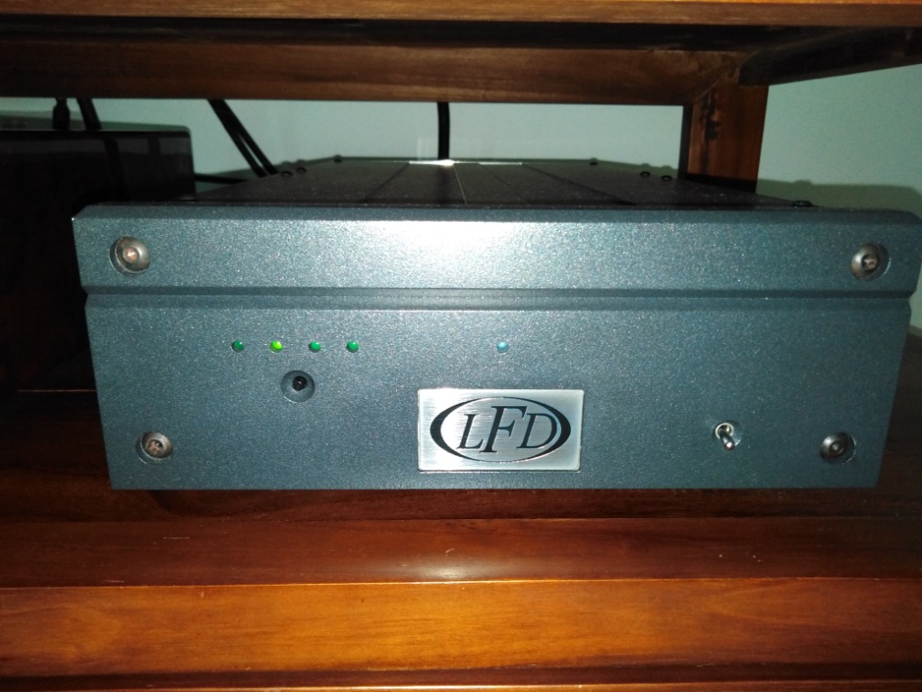 LFD DAC 5 (SE) Mk II with LFD 0.5m DigiLink Tube, Audio, Other Audio ...