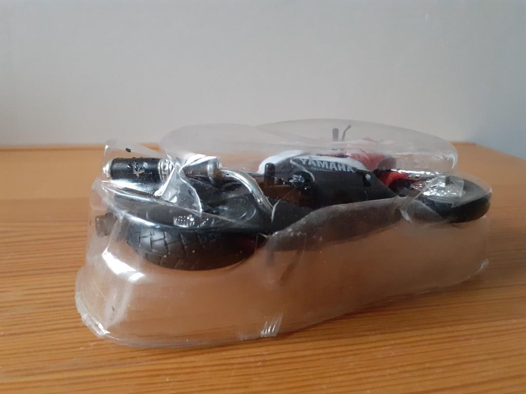 Yamaha R7 Diecast Figure, Hobbies & Toys, Toys & Games on Carousell