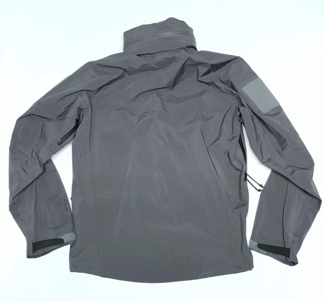 Arcteryx LEAF Alpha jacket Gen2 (XS)wolf grey(軍用版）, 男裝, 外套及戶外衣服 - Carousell