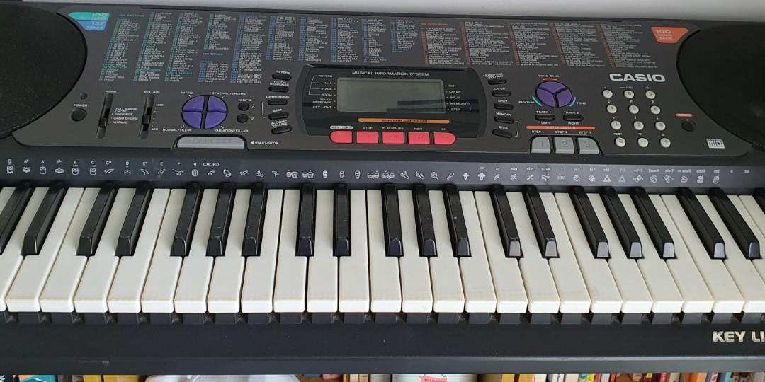 Casio Keyboard, Hobbies & Toys, Toys & Games on Carousell