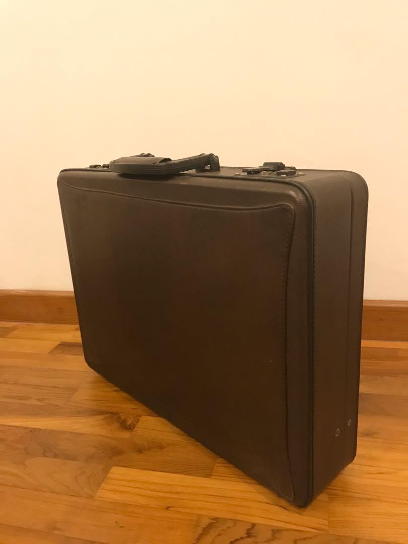 Diplomat Briefcase, Men's Fashion, Bags, Briefcases on Carousell