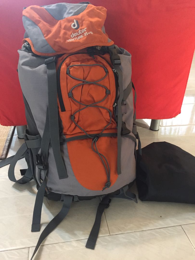 Hiking Backpack, Men's Fashion, Bags & Wallets, Backpacks on Carousell