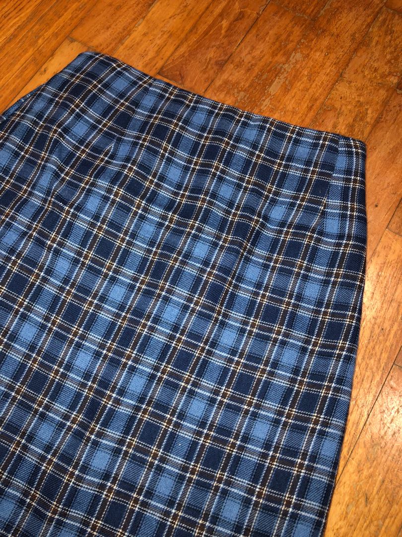 Ulzzang blue checkered skirt, Women's Fashion, Bottoms, Skirts on Carousell