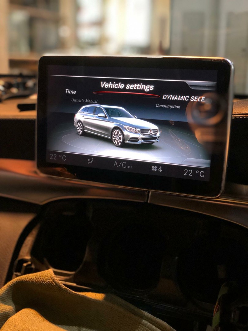 9" Mercedes infotainment screen, Car Accessories, Accessories on Carousell