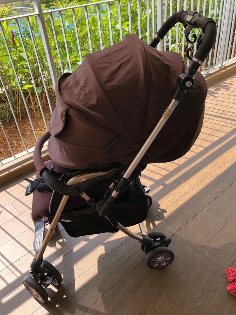 Clear space! Combi Miracle Turn Stroller (used) , Babies & Kids, Going Out, Strollers on Carousell