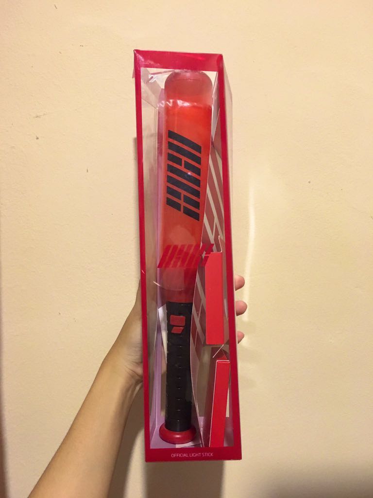 [to rent] iKON KONBAT OFFICIAL LIGHTSTICK, Hobbies & Toys, Collectibles ...