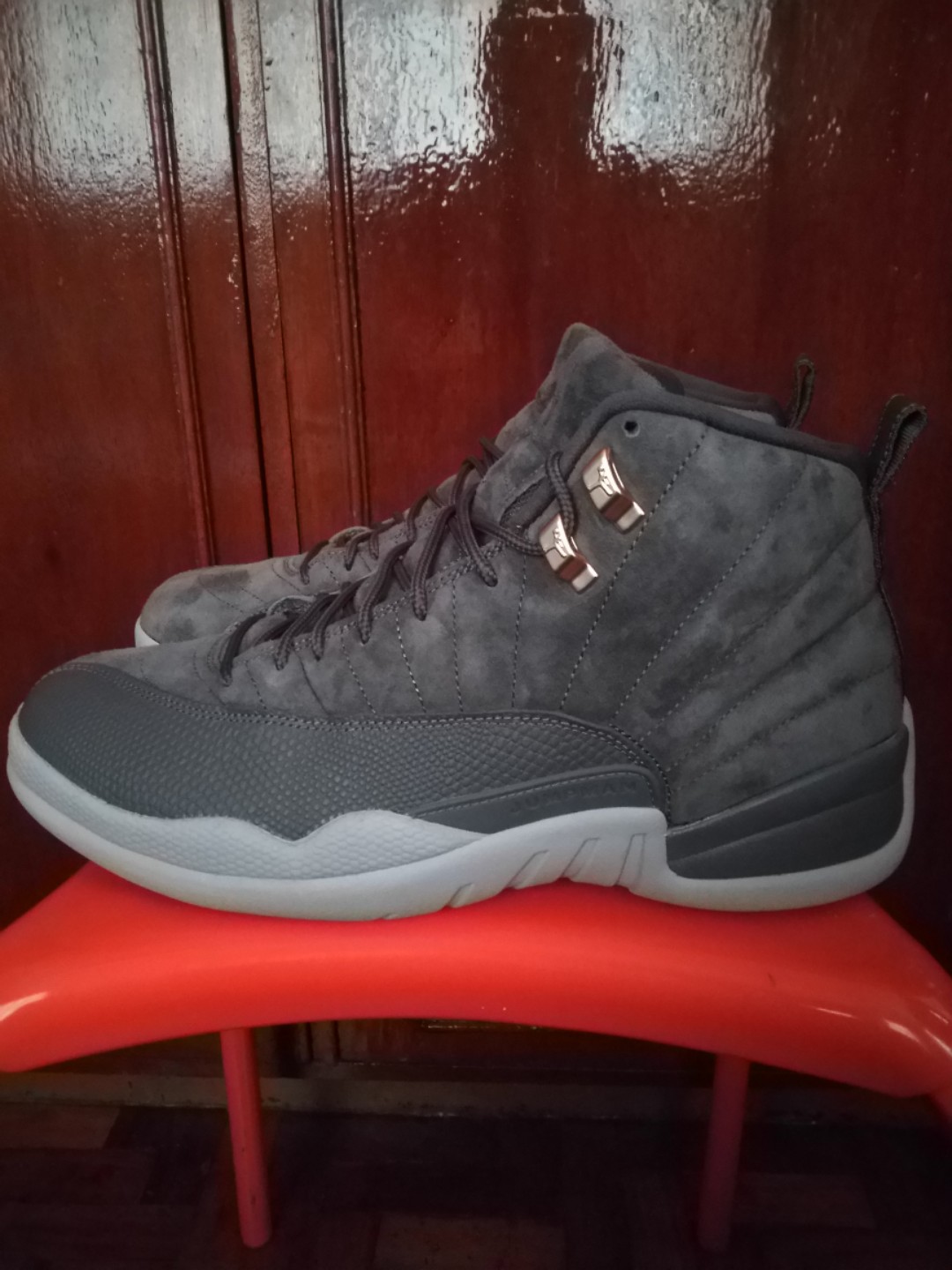 Jordan 12 Wolf Grey, Men's Fashion, Footwear, Sneakers on Carousell