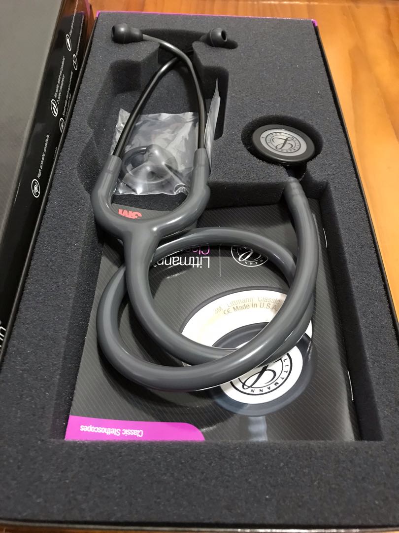 Littmann Classic III Stethoscope Gray Tube/Smoke Chestpiece, Commercial ...