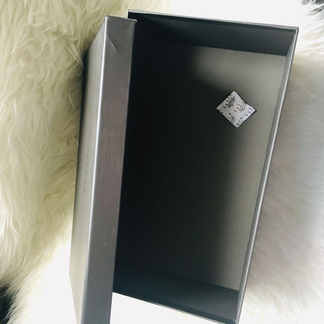 Pedro Shoe box, Men's Fashion, Footwear, Casual shoes on Carousell