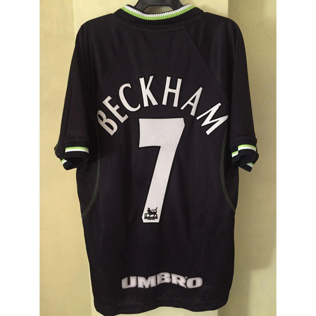 Vintage manchester united david beckham football kit, Men's Fashion ...