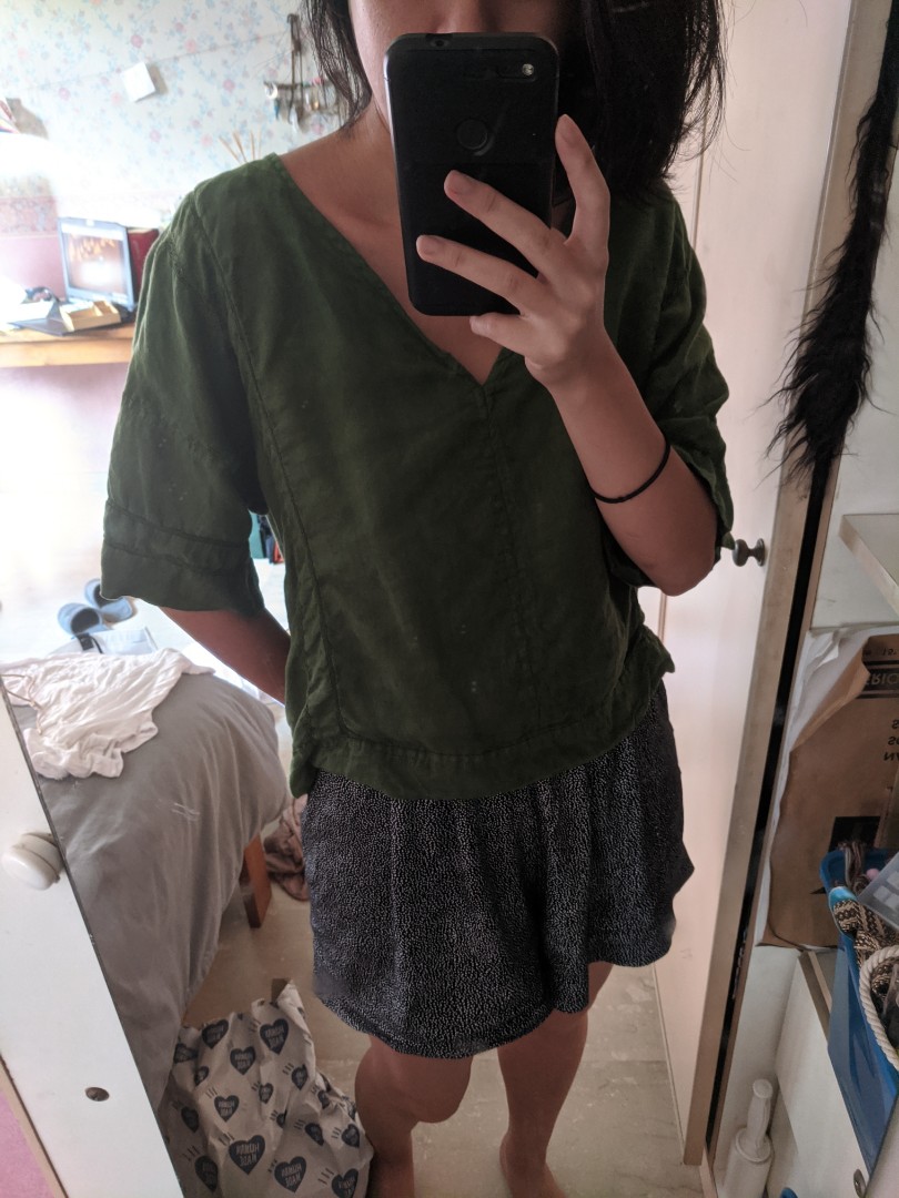 Zara basic crop sleeve green top, Women's Fashion, Tops, Sleeveless on ...