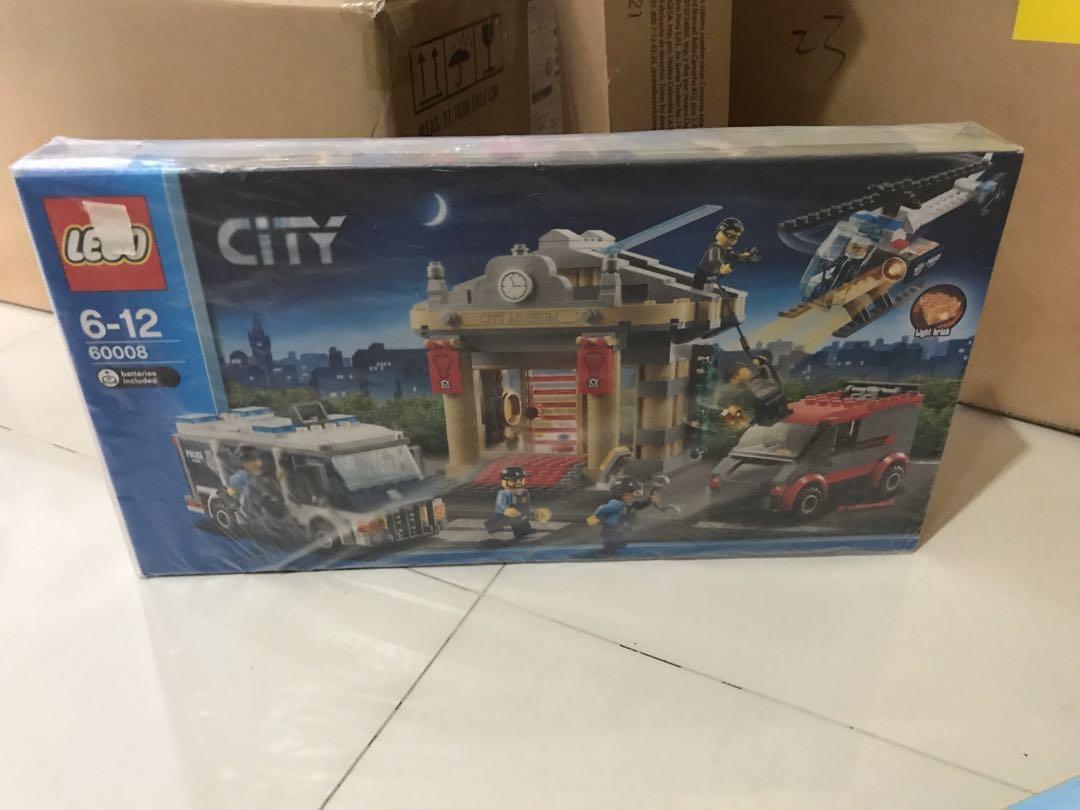 Lego City 60008 Museum Break-in, Hobbies & Toys, Toys & Games on Carousell