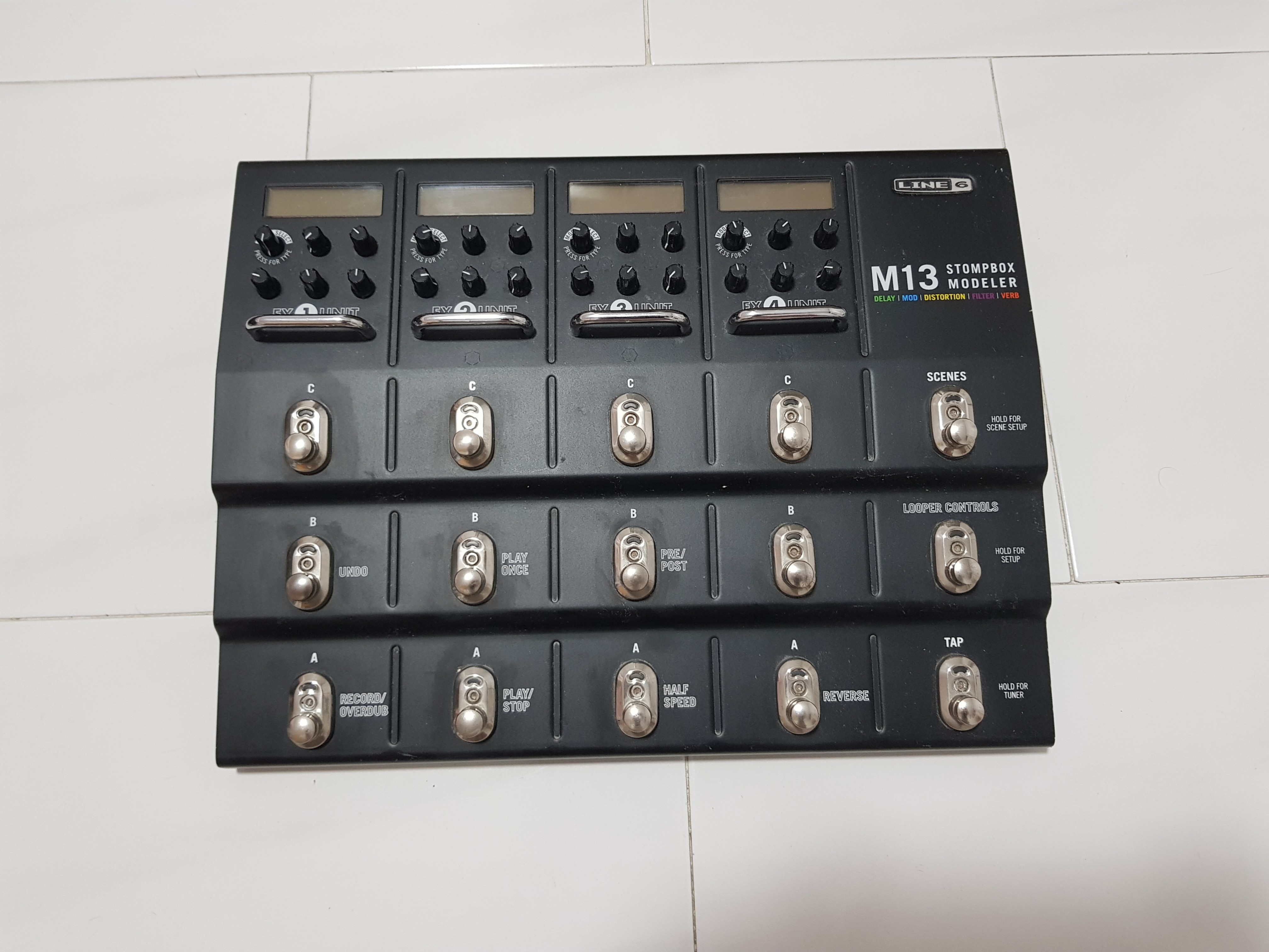 Line 6 M13 Stompbox Modeler, Hobbies & Toys, Music & Media, Musical ...