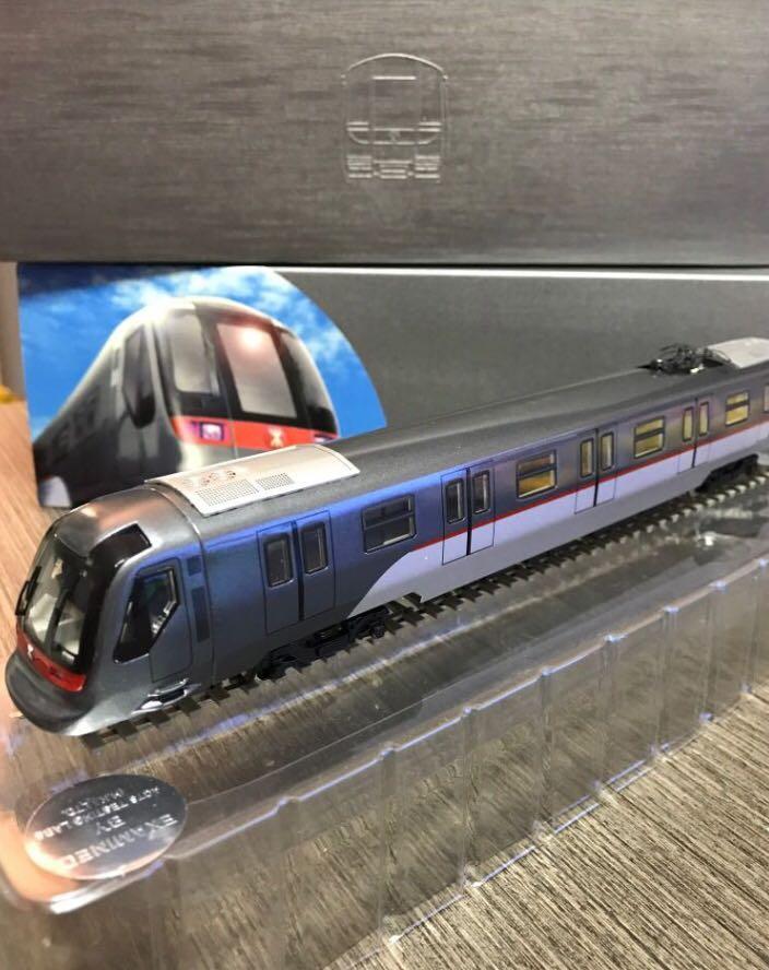 100% 全新 1:87 限量版港鐵 MTR 東涌線列車模型 Tung Chung Line Train Model , 興趣及遊戲, 玩具 ...