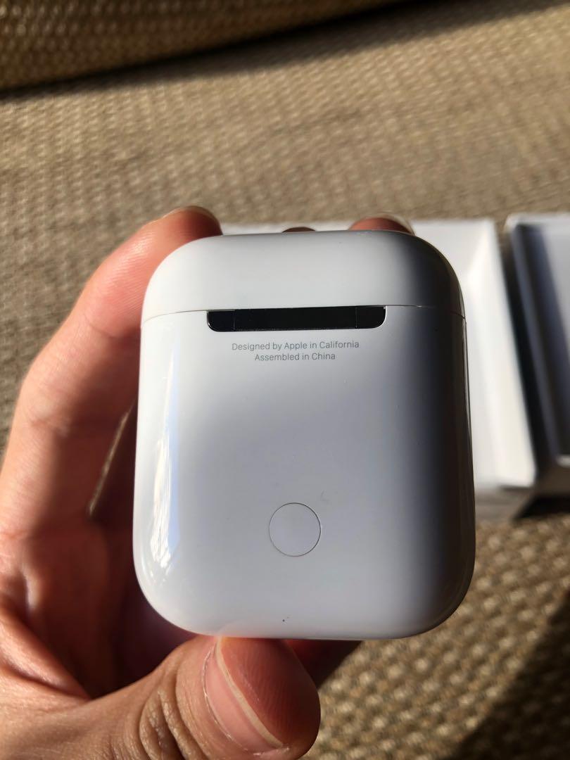 AIR PODS GEN 1 SELLING $150 DM ME FOR MORE INFO, Mobile Phones ...