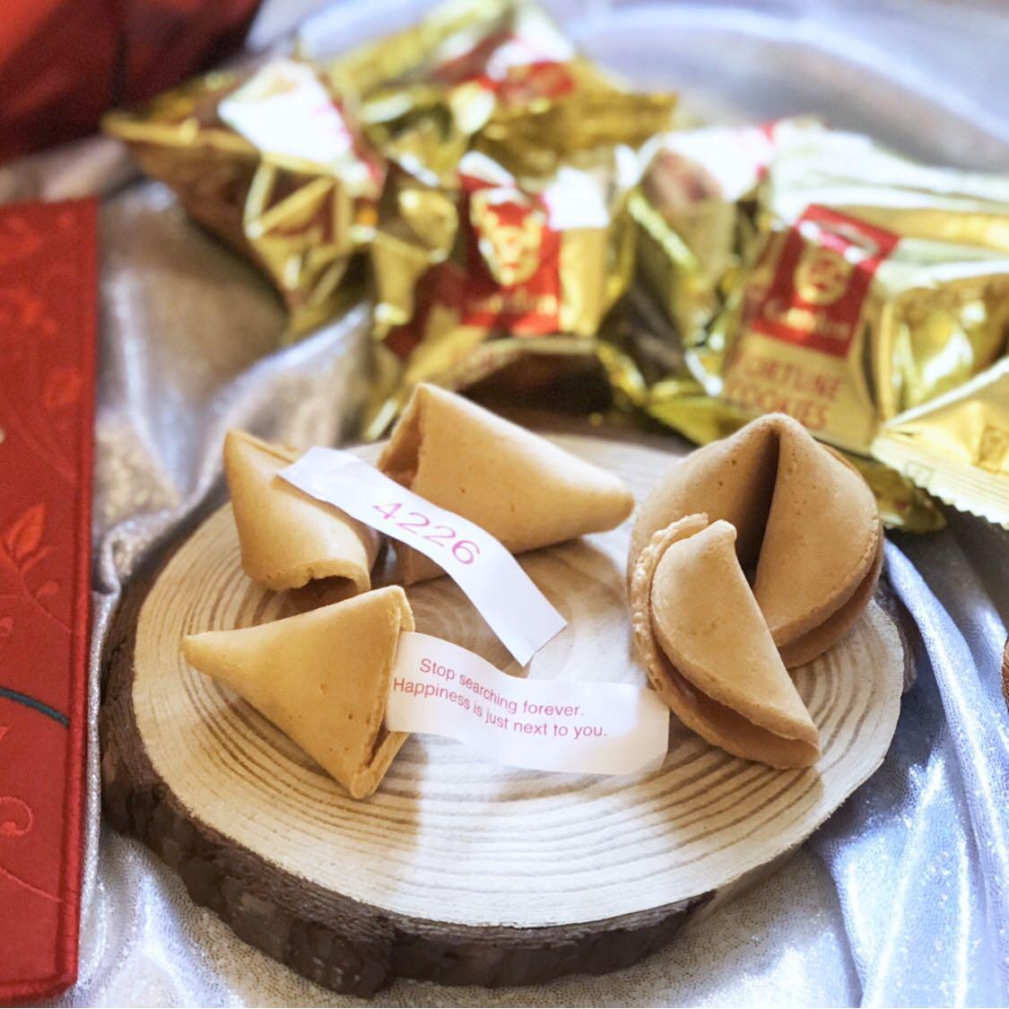 Garden Fortune Cookies Gift Box 30 pcs, Food & Drinks, Gift Baskets ...