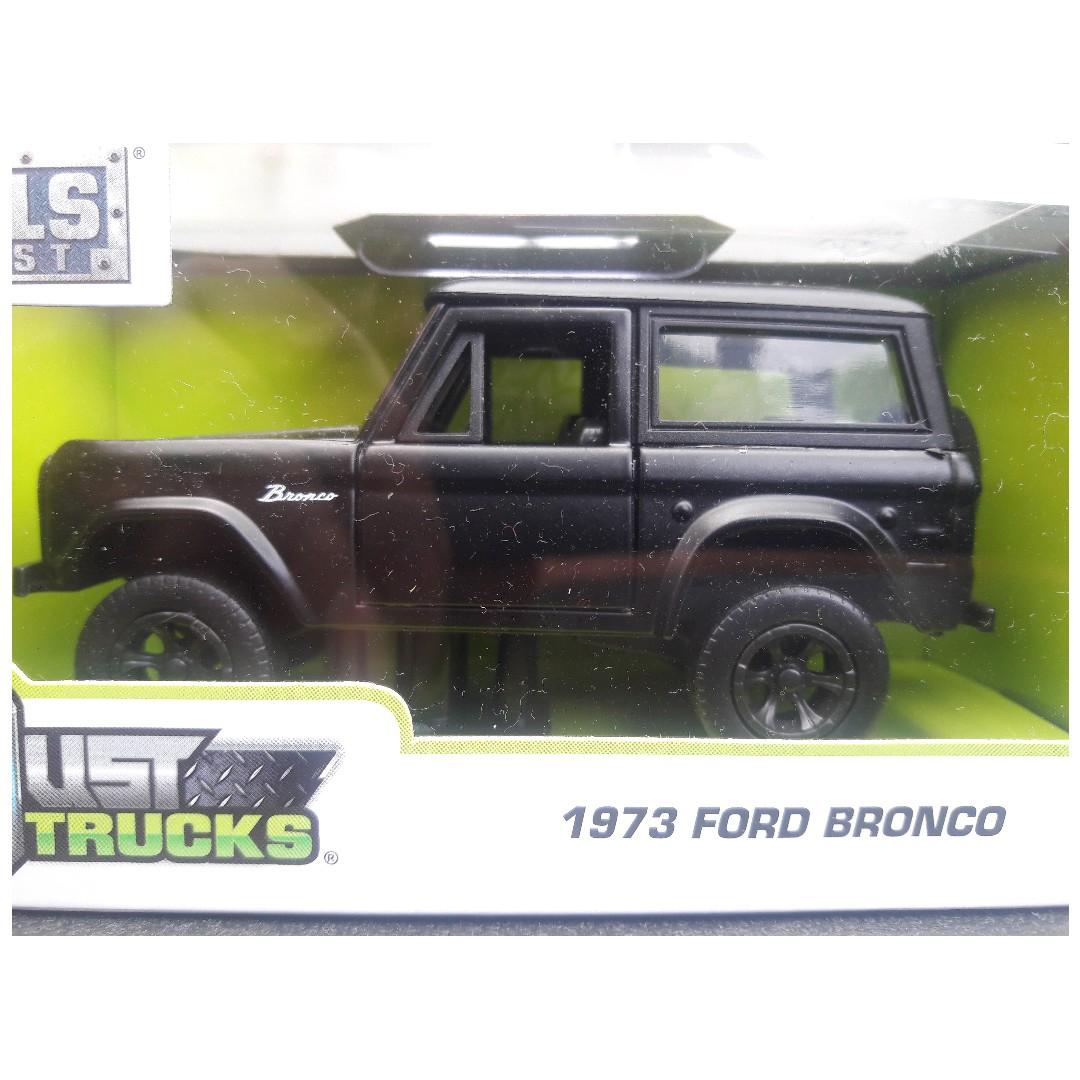 JADA 1:32 scale model 1973 Ford Bronco (matte black) , Hobbies & Toys ...