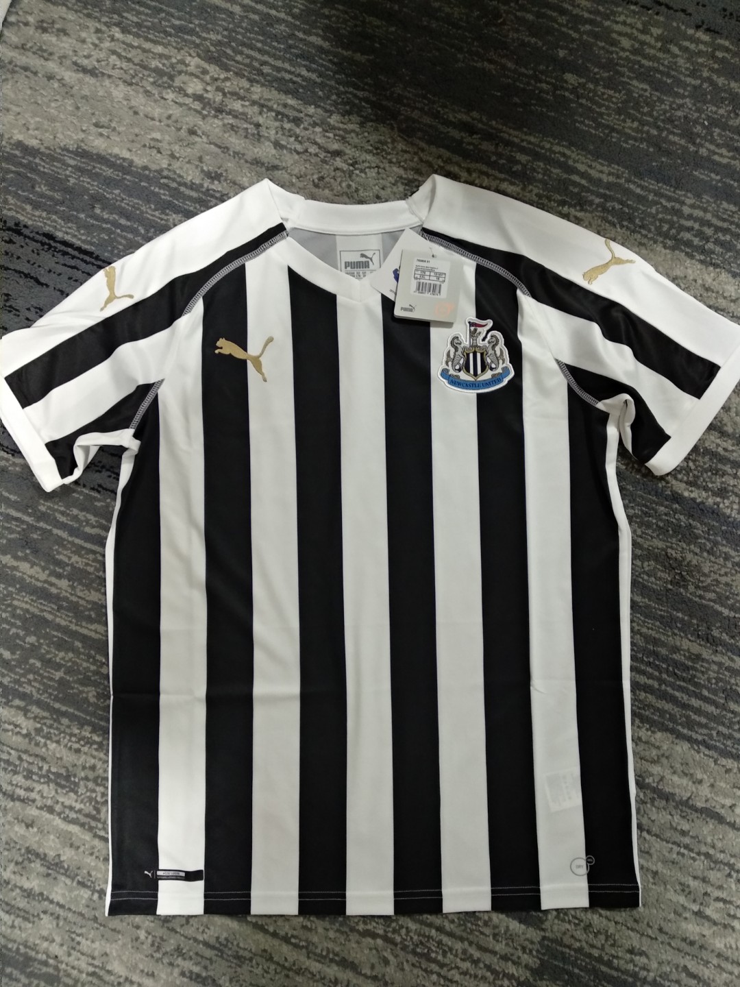 Newcastle Home Jersey, Men's Fashion, Activewear on Carousell