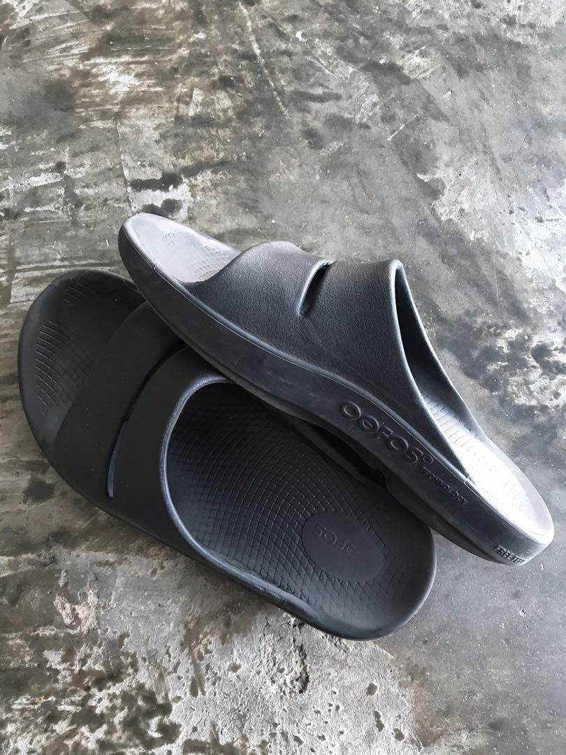 Oofos slides, Men's Fashion, Footwear, Flipflops and Slides on Carousell
