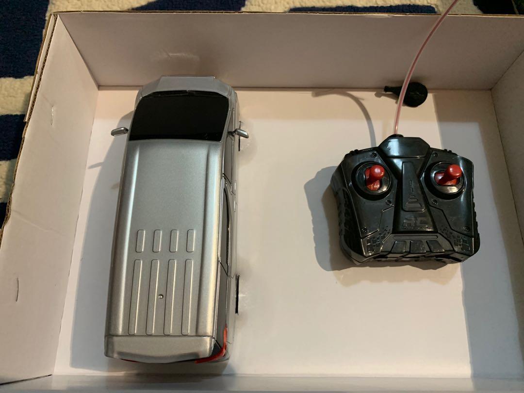 Toyota Alphard remote control, Hobbies & Toys, Toys & Games on Carousell
