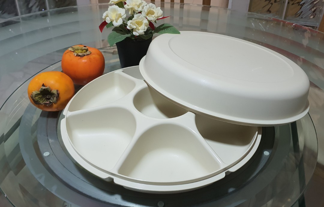Tupperware Container with compartment- Steamboat, Home Appliances ...