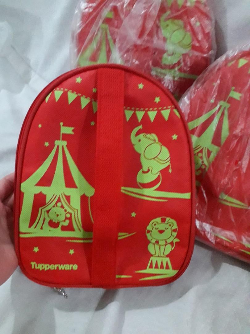 Tupperware lunch box set with bag, Furniture & Home Living, Kitchenware ...