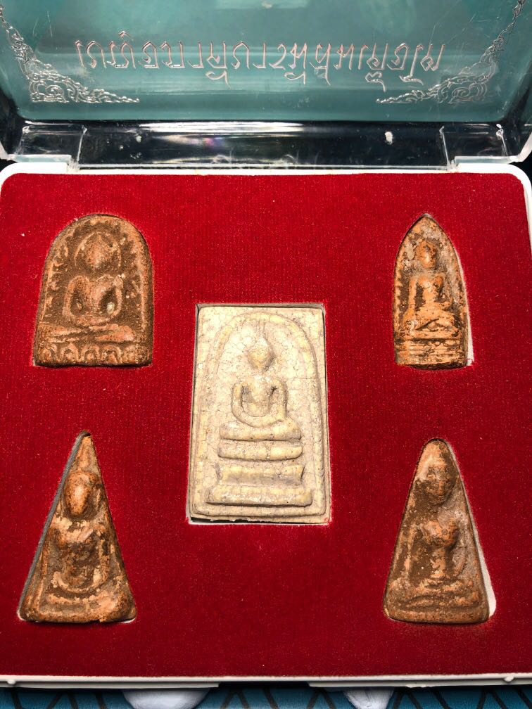 Benjapakee Amulet set, Hobbies & Toys, Memorabilia & Collectibles ...