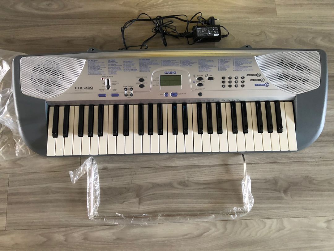 Casio Keyboard CTK-230, Music & Media, Music Instruments on Carousell