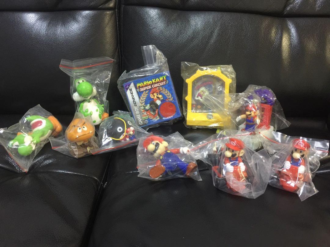 Collectibles: Super Mario, Yoshi, Luigi, Super Mario Kart Figurines ...