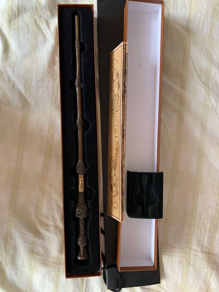 Harry Potter - Interactive Dumbledore Wand Collectible, Babies & Kids ...