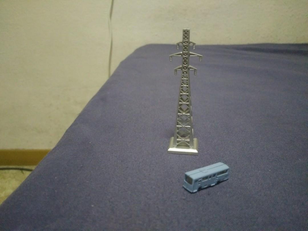 Non-scale Ulitmate structure Pylon and public bus set, Toys & Games ...