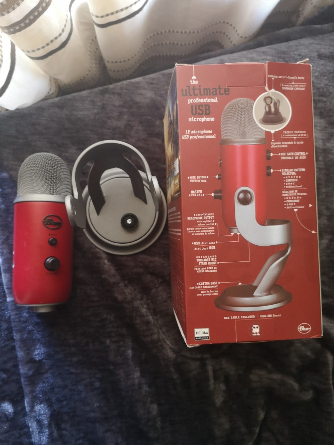 Pre-loved Blue Yeti Microphone, Audio, Microphones on Carousell