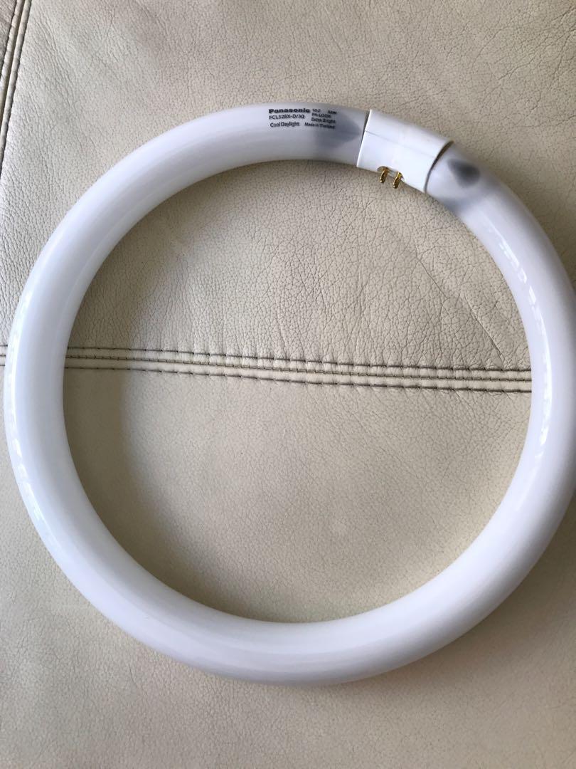 Circular Fluorescent Tube Coles at Jessica Fly blog