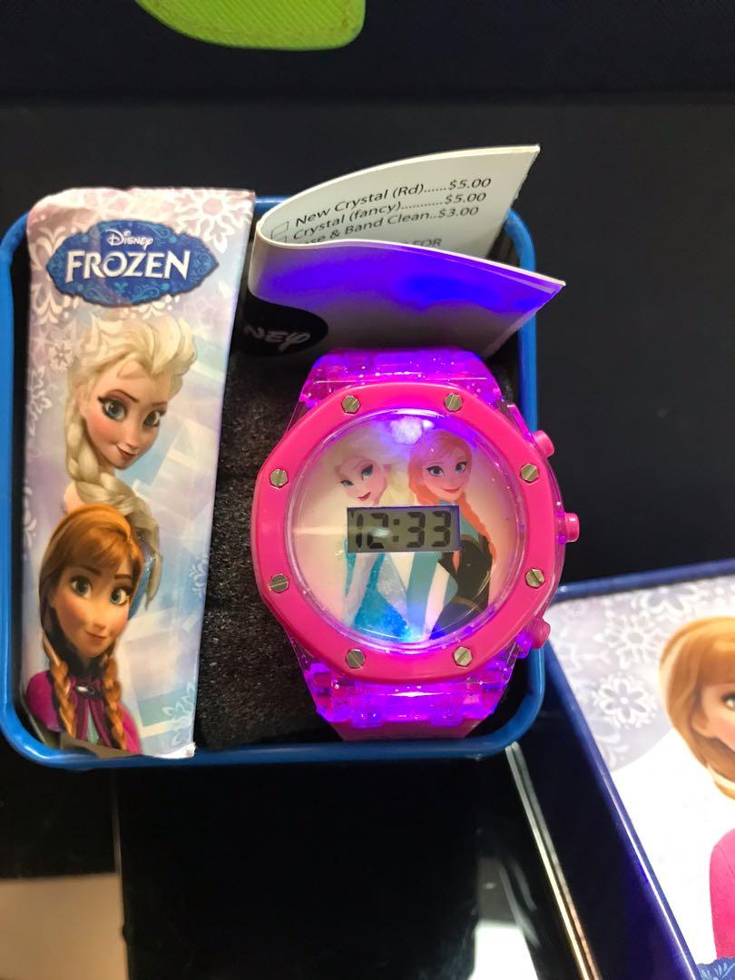 Disney Frozen Anna and Elsa Digital Watch with pink band, Hobbies ...