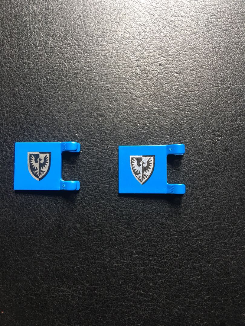 LEgo black falcon flags, Hobbies & Toys, Toys & Games on Carousell