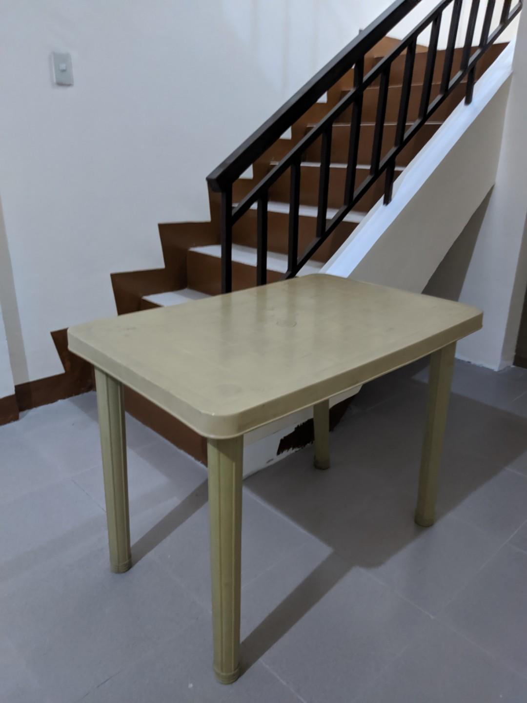 Uratex Monoblock Table, Babies & Kids, Baby Nursery & Kids Furniture ...