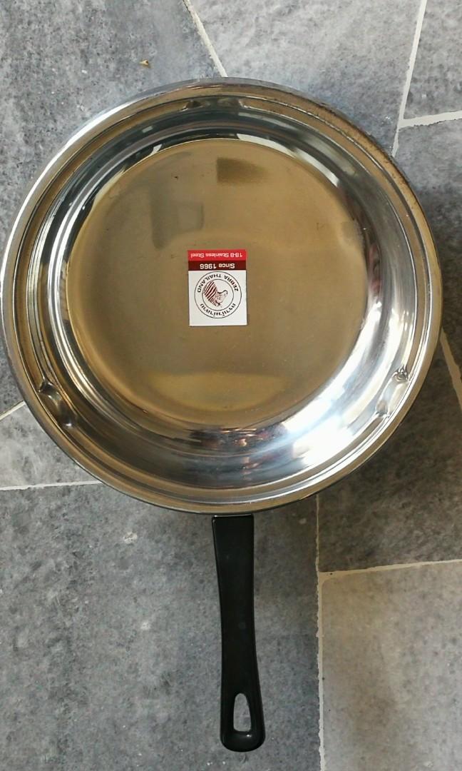 Zebra Stainless Steel pan 30 cm, Furniture & Home Living, Kitchenware ...