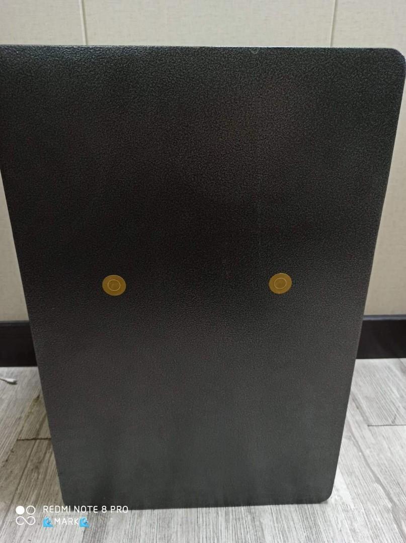 Day 1 Safety Vault USED, Furniture & Home Living, Home Improvement ...