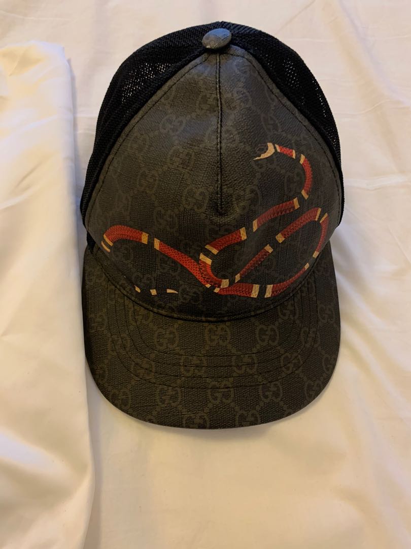 Gucci Cap, Men's Fashion, Watches & Accessories, Caps & Hats on Carousell