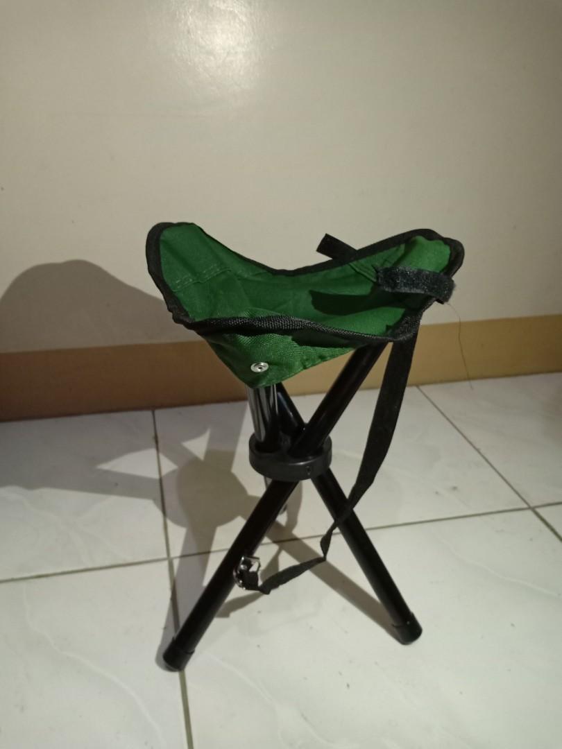 Hand carry chair, Furniture & Home Living, Furniture, Chairs on Carousell