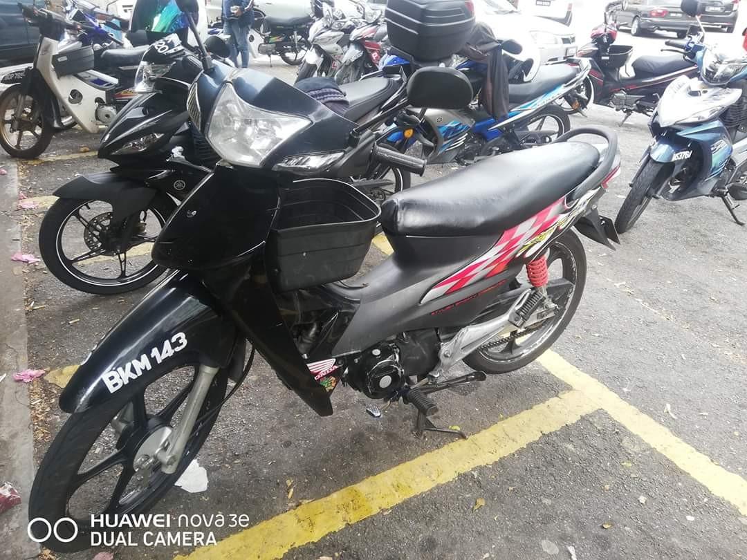 Honda Wave 100R, Motorbikes on Carousell