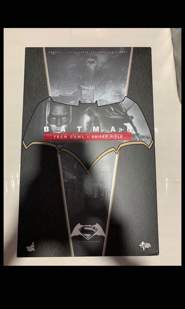 Hot Toys BvS Batman with Tech Cowl & Sniper Rifle, Hobbies & Toys, Toys ...