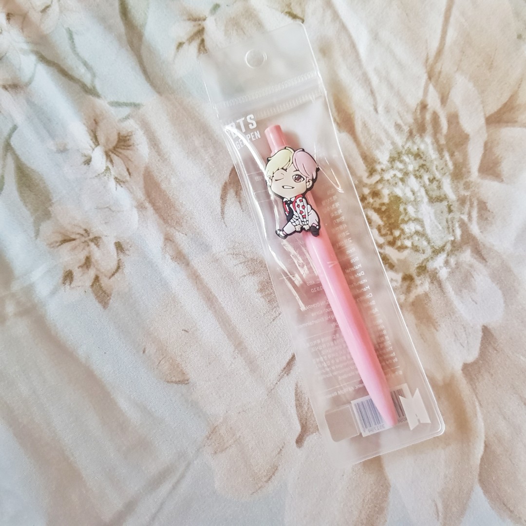 On Hand House of BTS V Taehyung Character Gel Pen, Hobbies & Toys ...