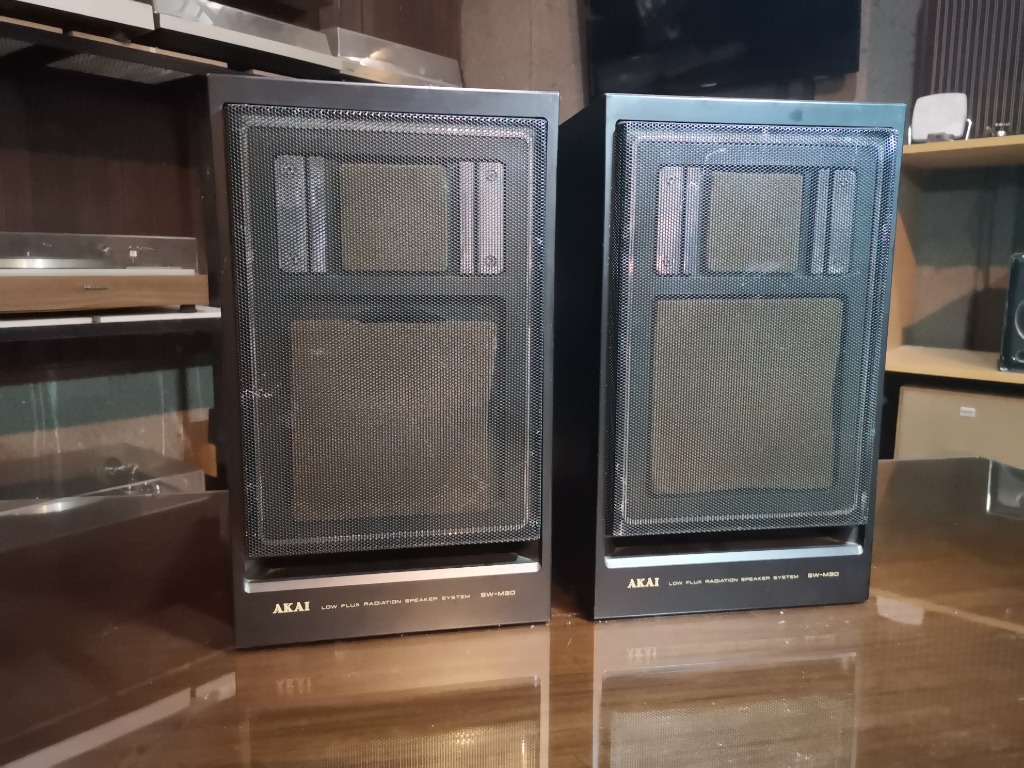 AKAI SW-M30 Low Flux Radiation Speaker System Rare Classic Design Japan ...