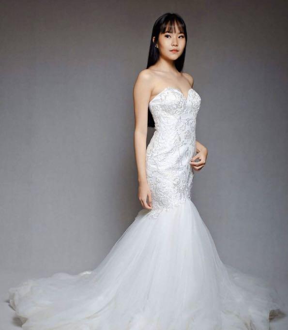 Emcee by Meichi designer bridal gown classic lace mermaid trumpet tulle ...