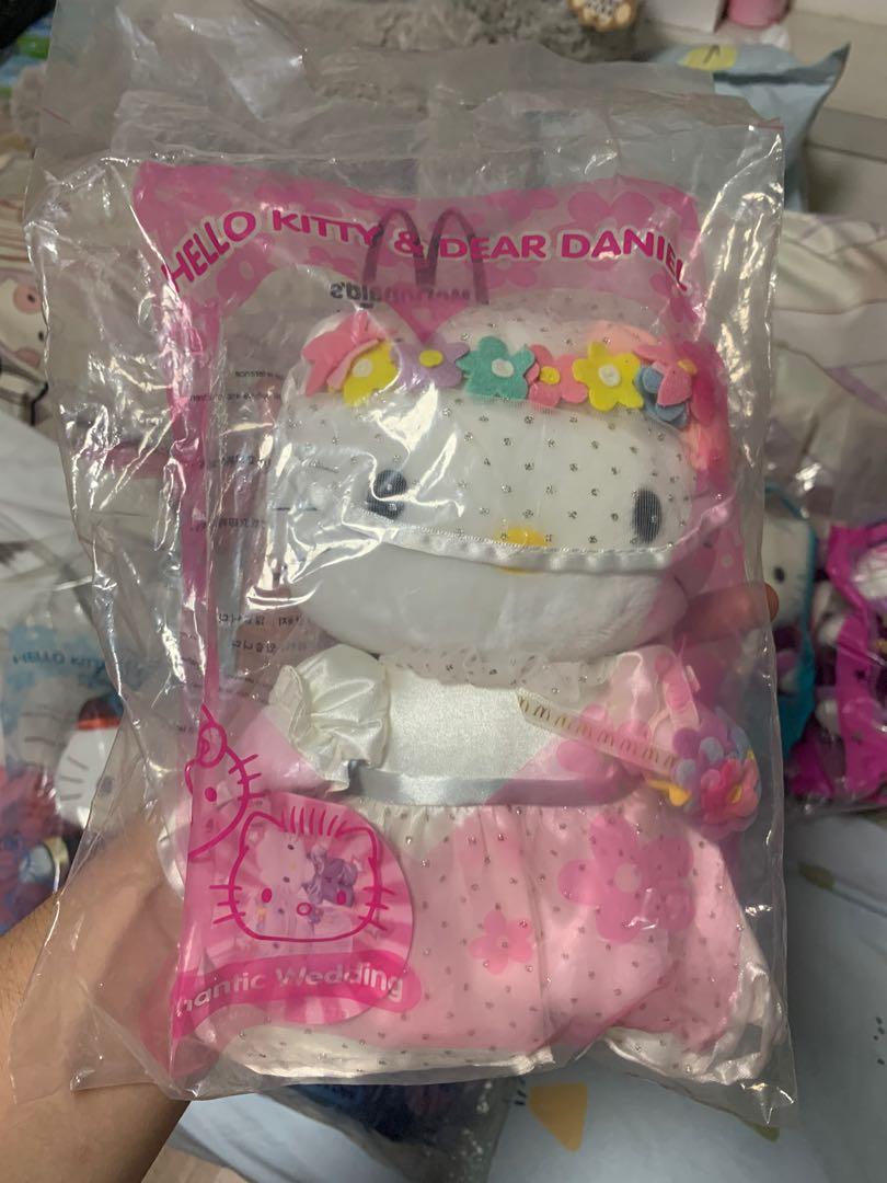 Hello Kitty and dear daniel plushies, Hobbies & Toys, Toys & Games on ...