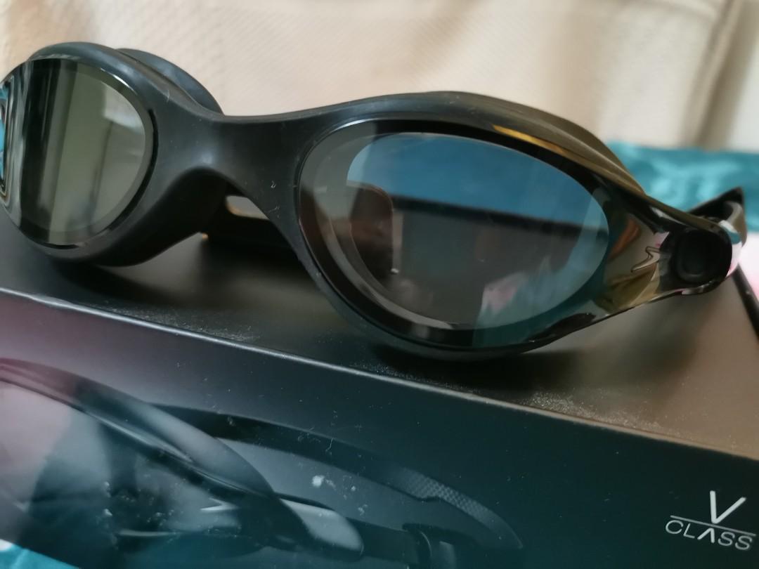 Speedo Vue (V CLASS) - Clearing Sale, Men's Fashion, Activewear on ...