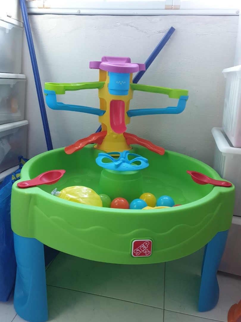 Step 2 Busy Ball Play Table, Babies & Kids, Baby Nursery & Kids ...